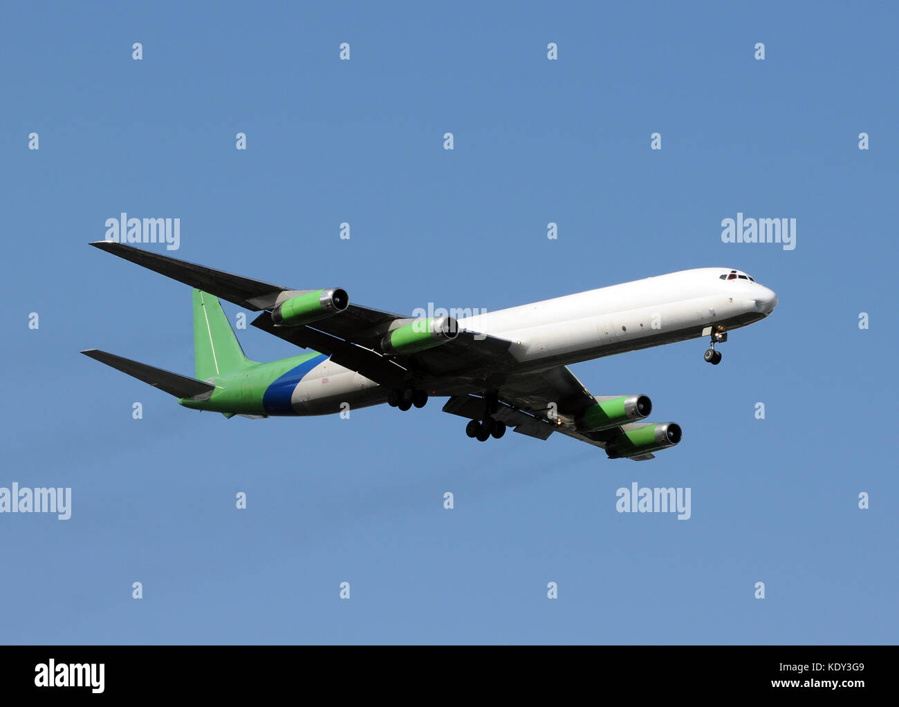 Converted airliner hi-res stock photography and images - Alamy