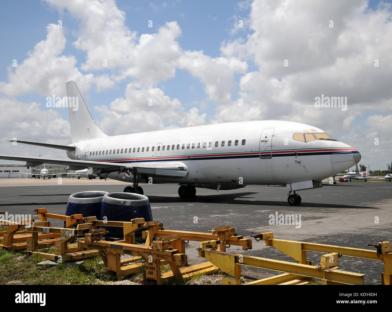 Old airplane undegoing maintenance and refurbushment Stock Photo - Alamy