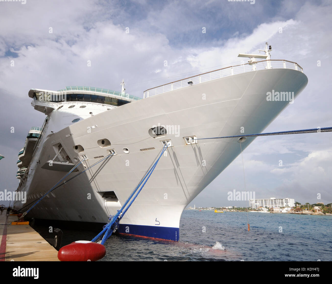 Modern cruise ship in port Stock Photo - Alamy