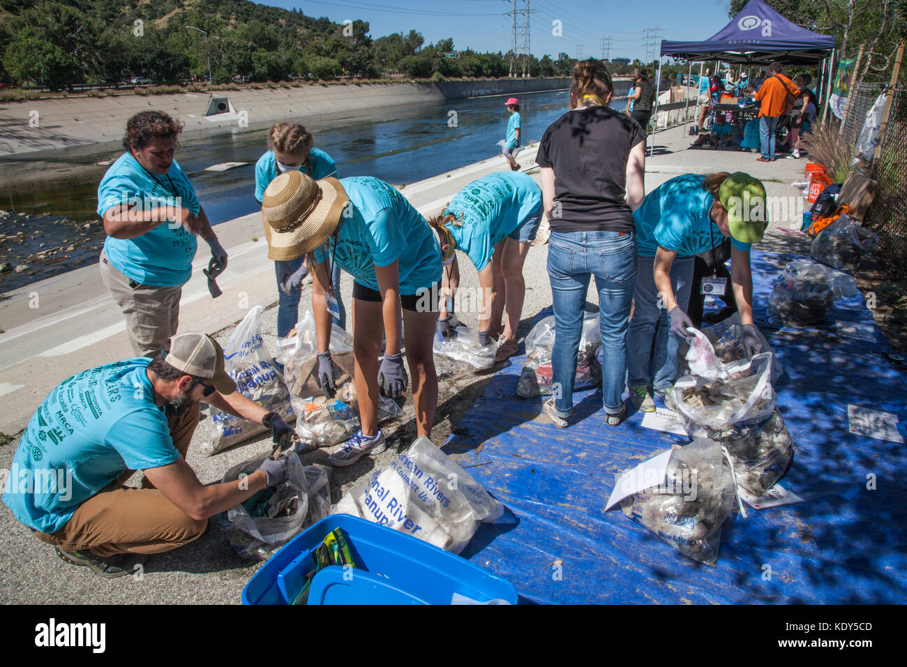La Gran Limpieza, FoLAR River clean-up April 17, 2016, Los Angeles ...