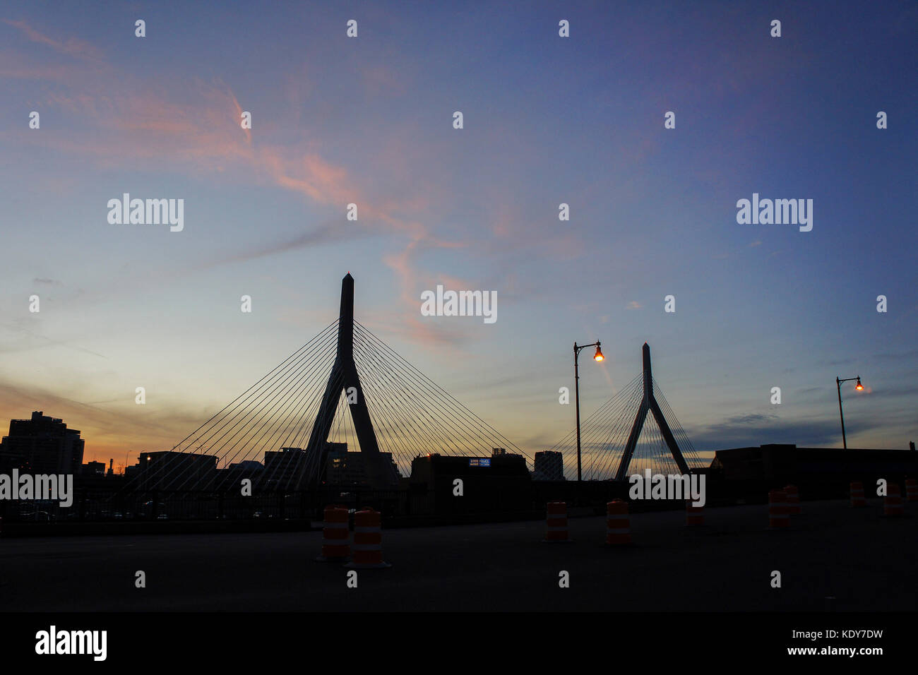 Leonard p zakim bunker hill bridge hi-res stock photography and images ...