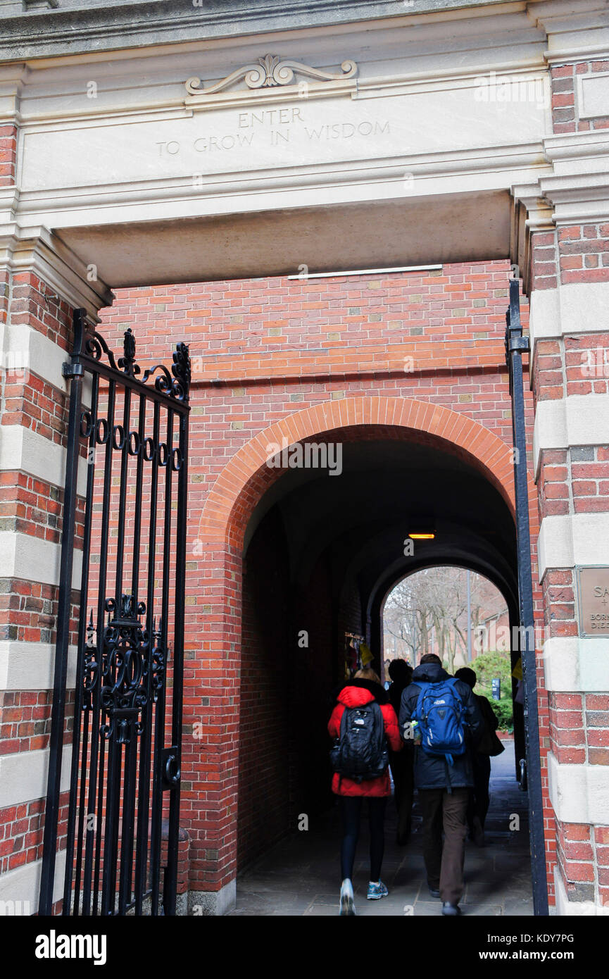 Harvard university gate hi-res stock photography and images - Alamy