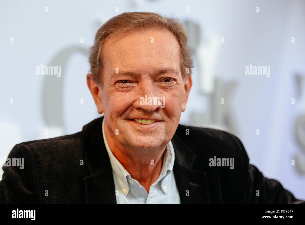 Martin walker hi-res stock photography and images - Alamy