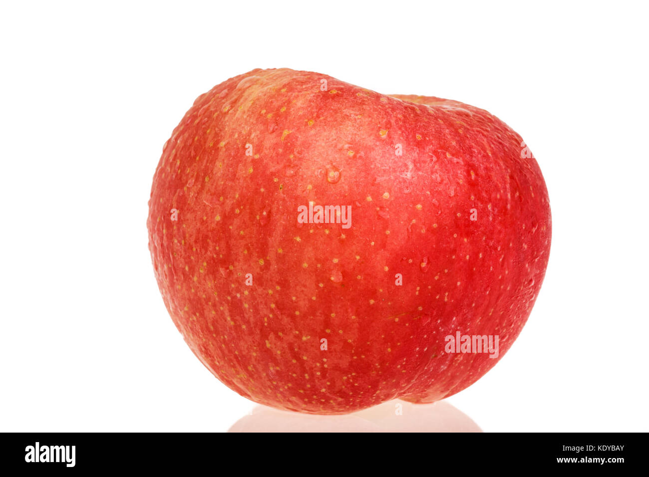 fresh red apple isolated on white Stock Photo - Alamy