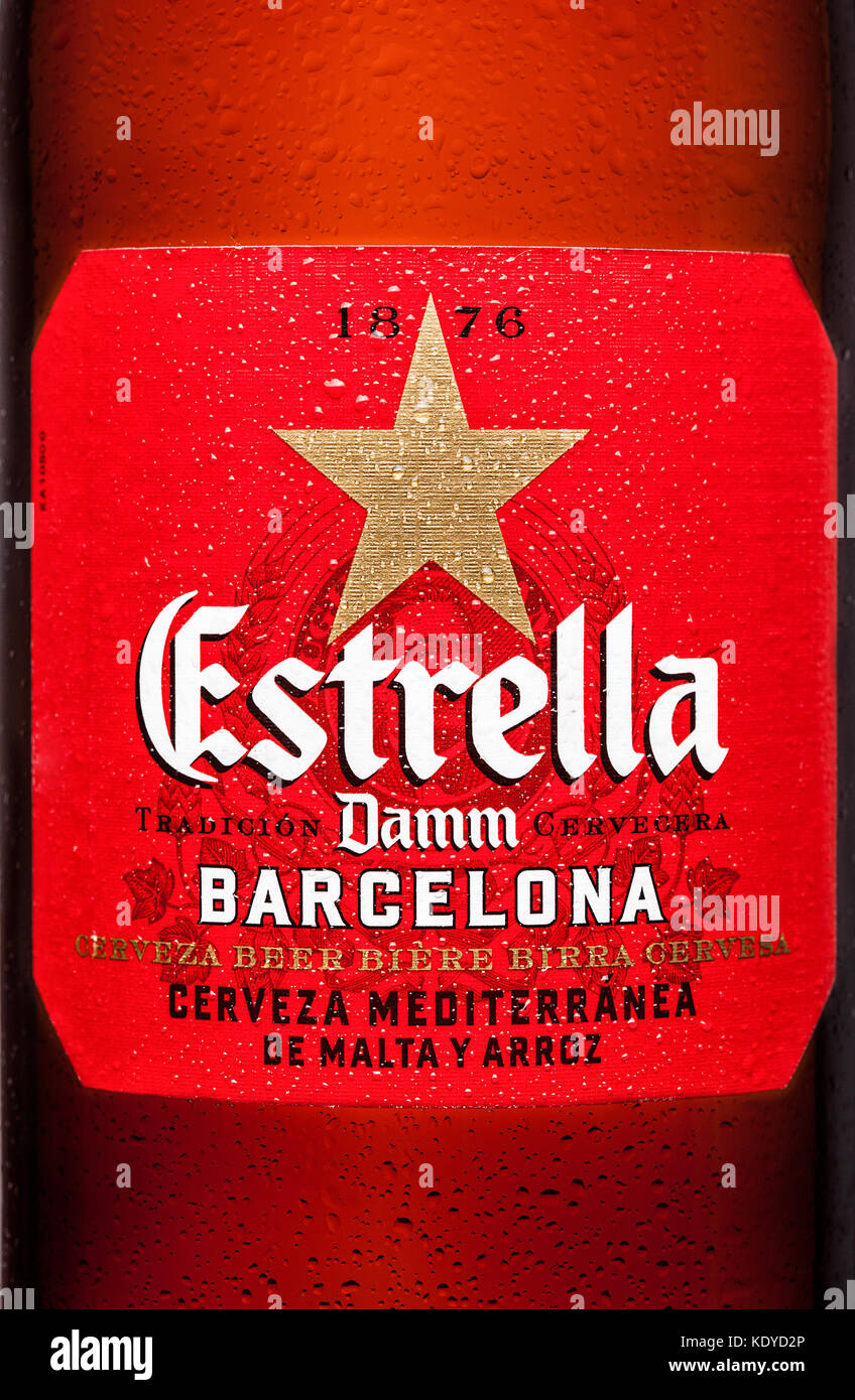 Bottle of estrella beer High Resolution Stock Photography and Images ...