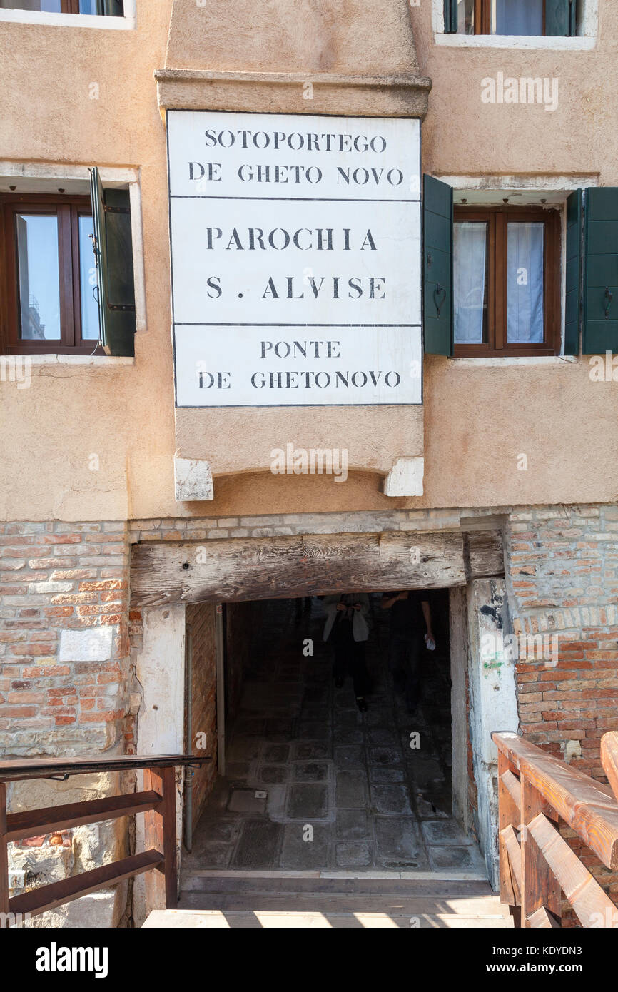 Jewish ghetto venice bridge hi-res stock photography and images - Alamy