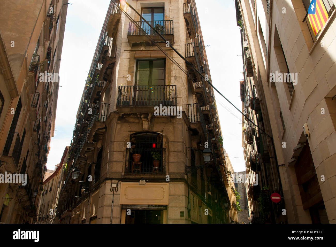 Building Facade - Barcelona - Spain Stock Photo - Alamy