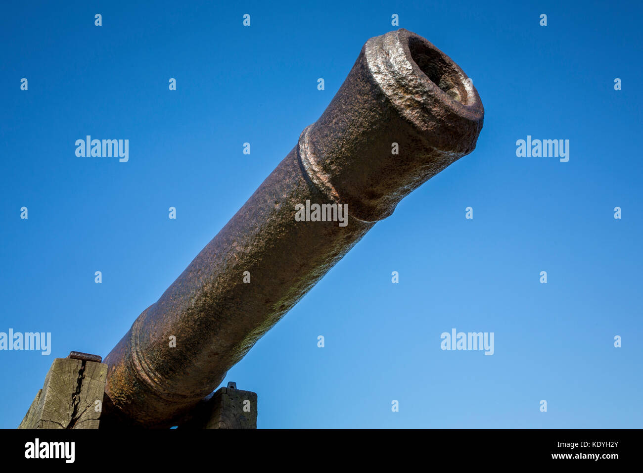 18lb cannon from the 18th century. One of several displayed on Gun Hill ...