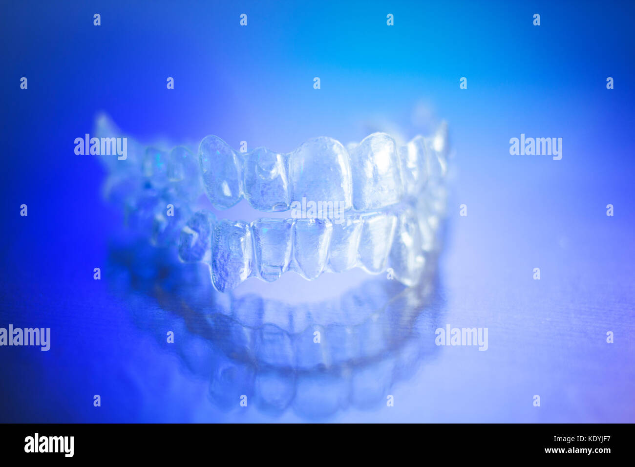 Invisible teeth dental tooth retainer aligner to straighten each tooth ...