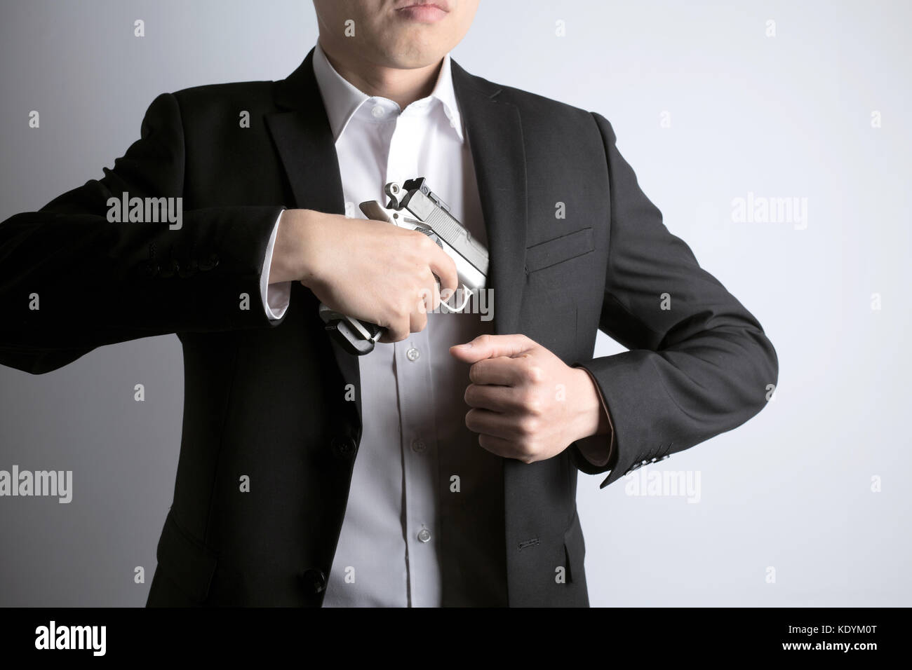 man with gun Stock Photo - Alamy