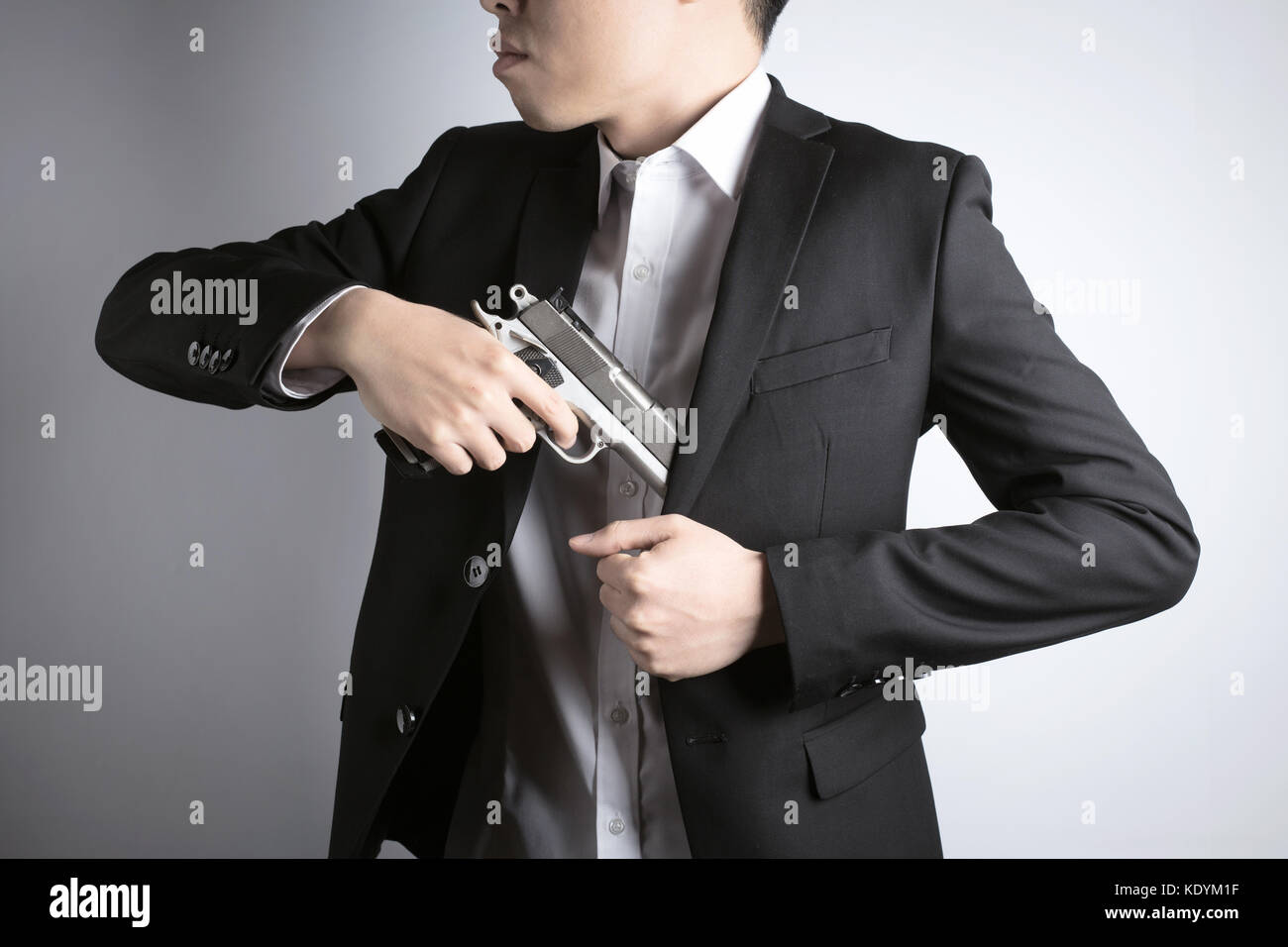 man with gun Stock Photo - Alamy