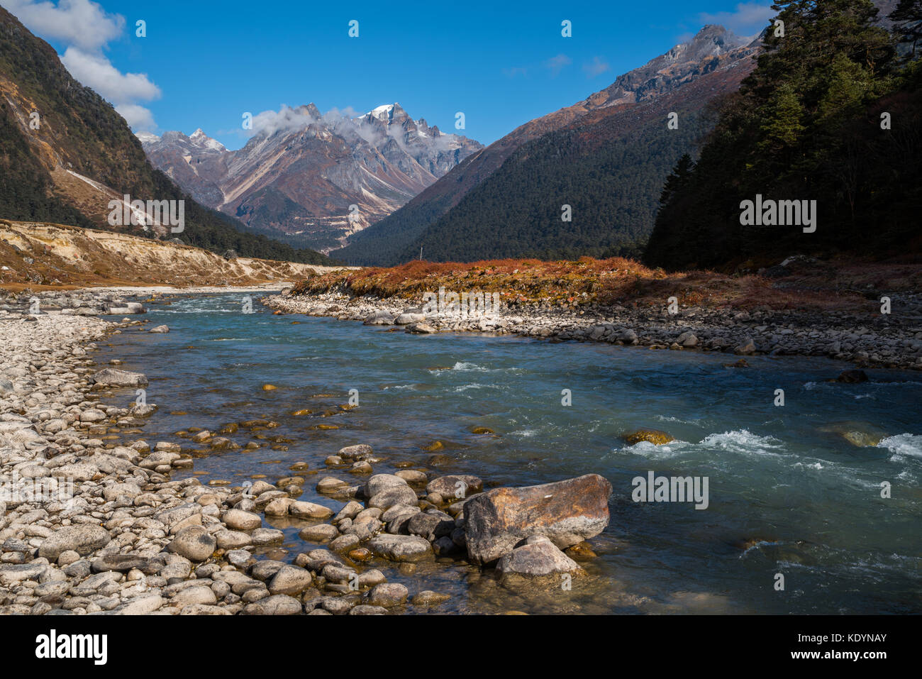 Sikkim river hi-res stock photography and images - Alamy