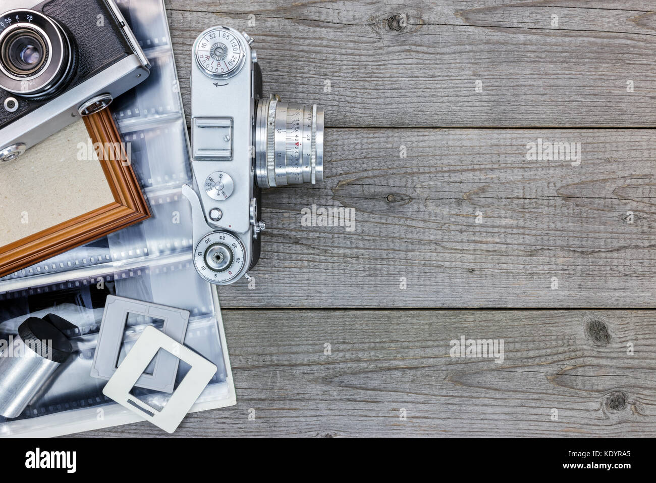 Negative frame hi-res stock photography and images - Alamy