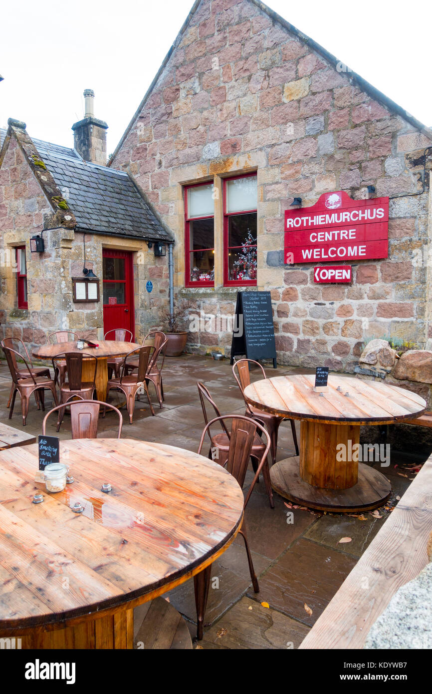 Rothiemurchus estate farm shop hi-res stock photography and images - Alamy