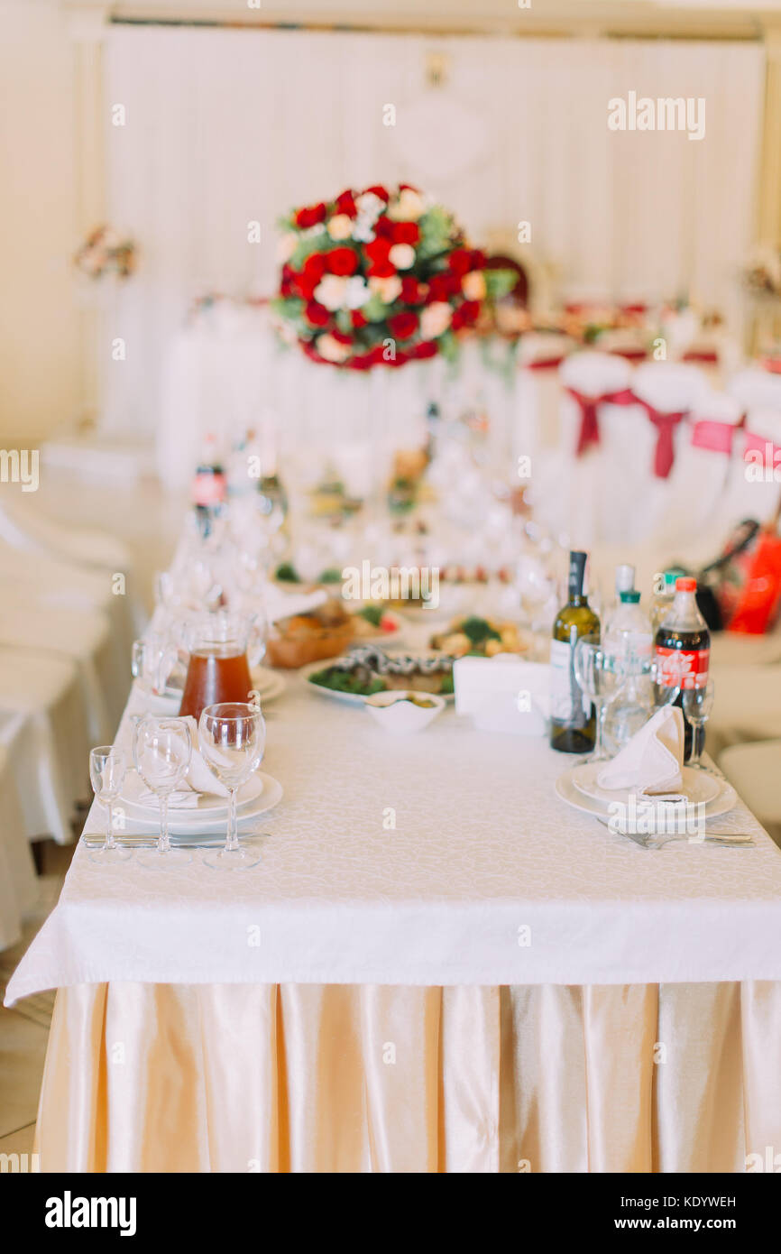 The vintage wedding table set Stock Photo - Alamy