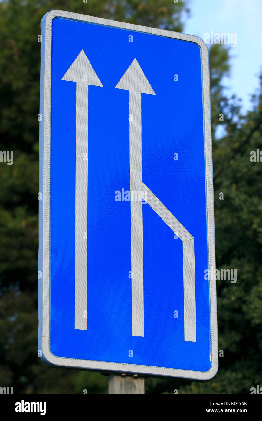 Traffic signal arrow direction Stock Photo - Alamy