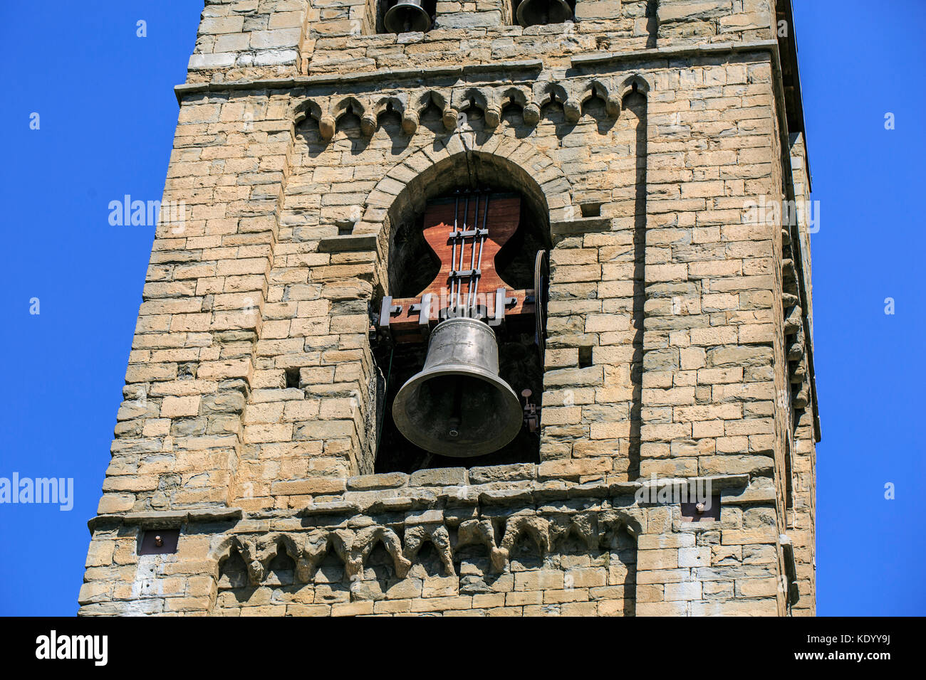 Vintage iron bell hi-res stock photography and images - Alamy