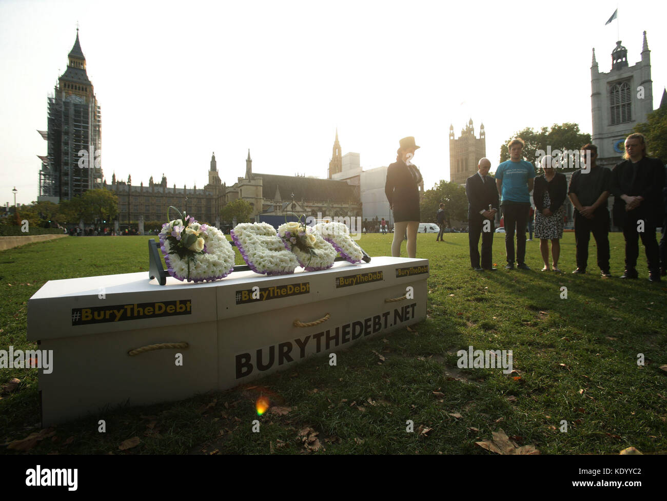 Basic coffin hi-res stock photography and images - Alamy