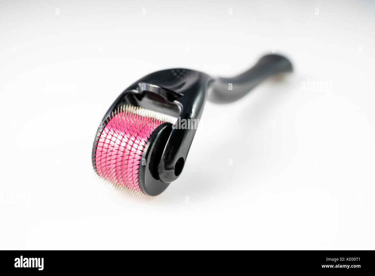 Dermaroller for medical micro needling therapy Stock Photo - Alamy