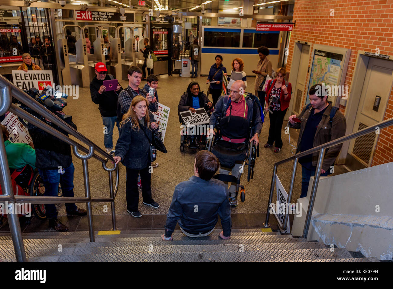 Broken elevators hi-res stock photography and images - Alamy
