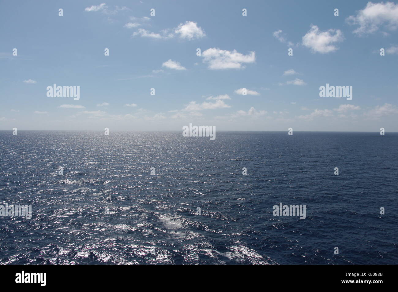 Horizon picture from cruise ship Stock Photo - Alamy