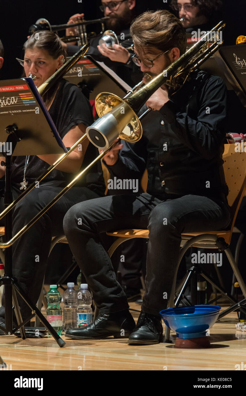 Mario corvini hi-res stock photography and images - Alamy