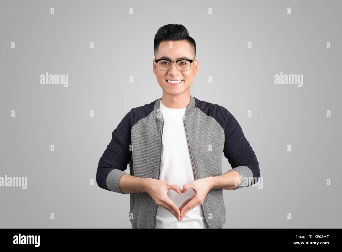 Hands making heart shape hi-res stock photography and images - Alamy