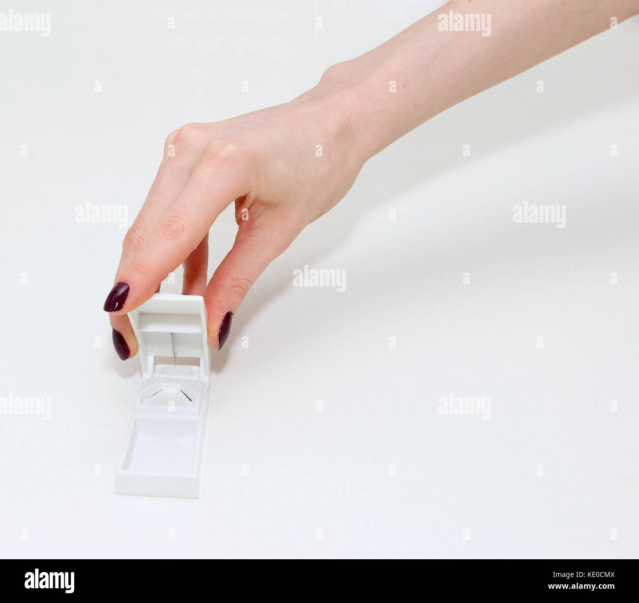 Tablet cutter hi-res stock photography and images - Alamy