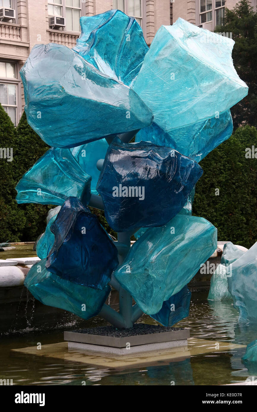 Bronx, New York, USA. 16th Oct, 2017. 'Blue Polyvitro Crystals ...