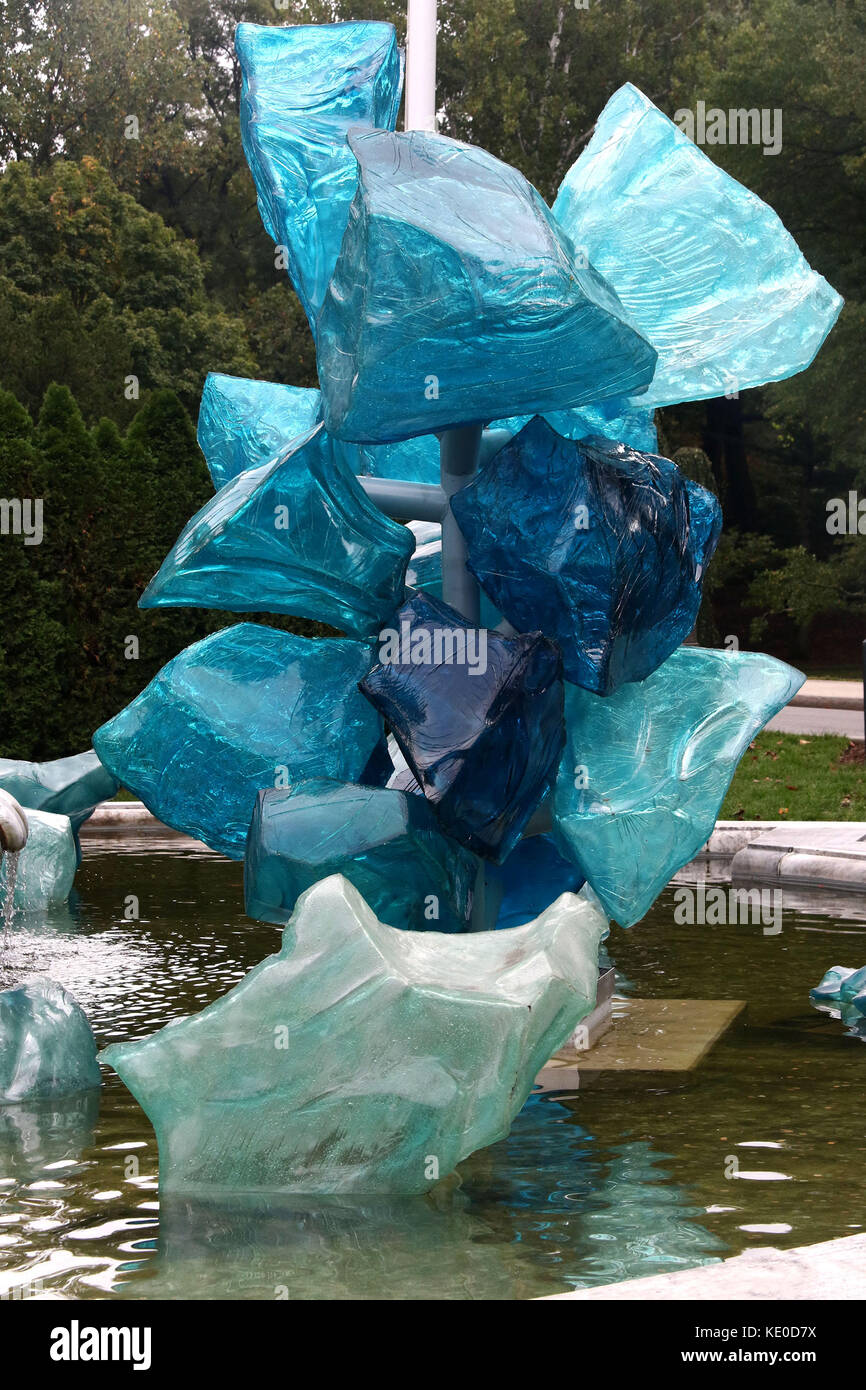 Bronx, New York, USA. 16th Oct, 2017. 'Blue Polyvitro Crystals ...