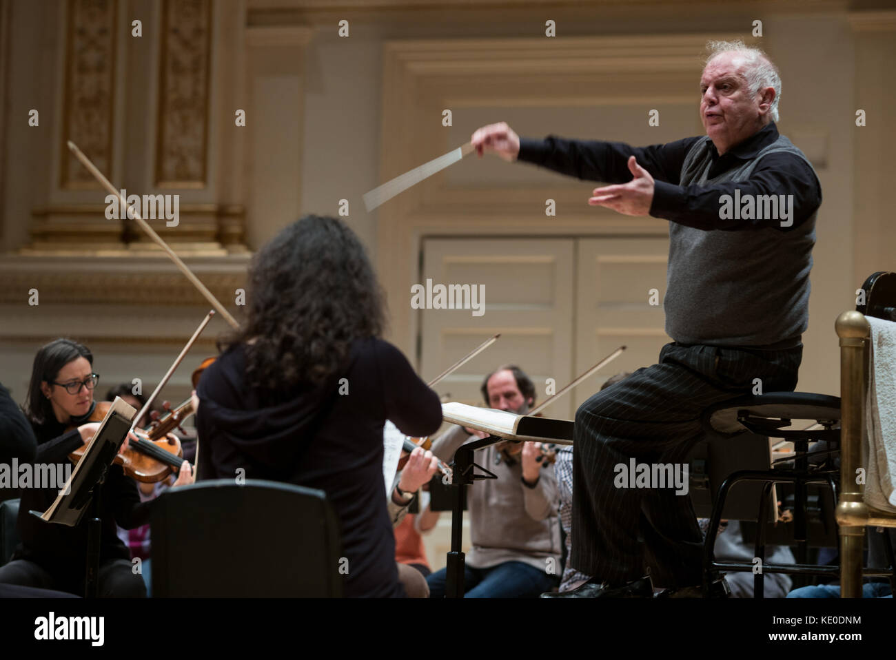 New York, USA. 23rd Jan, 2017. Conductor Daniel Barenboim leads the ...