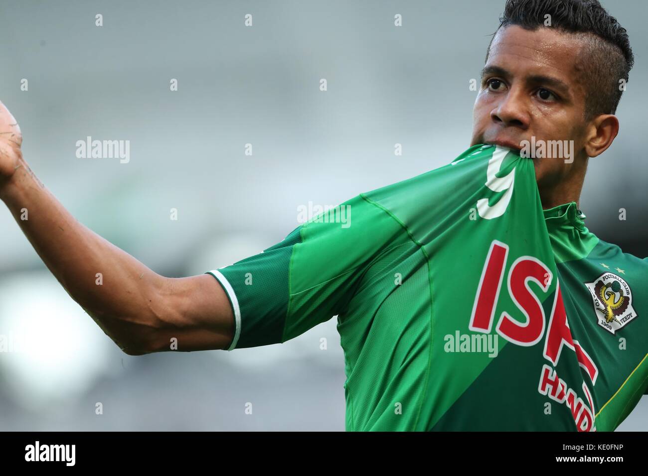 Tokyo, Japan. 7th Oct, 2017. Douglas Vieira (Verdy) Football/Soccer ...