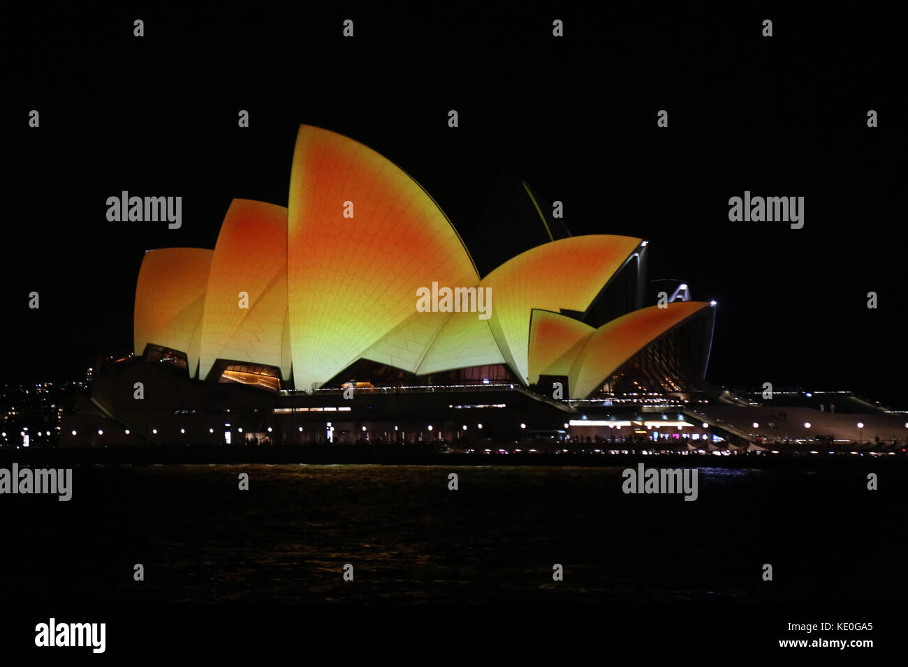 Sydney, Australia. 17th Oct, 2017. The Sydney Opera House was lit up in ...