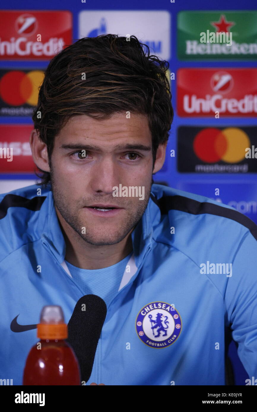 Chelsea wing hi-res stock photography and images - Alamy