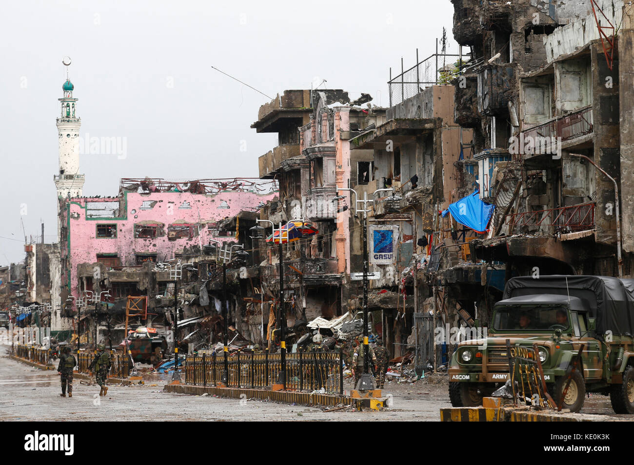 Marawi, The Philippines. 17th Oct, 2017. Members of Armed Forces of the ...