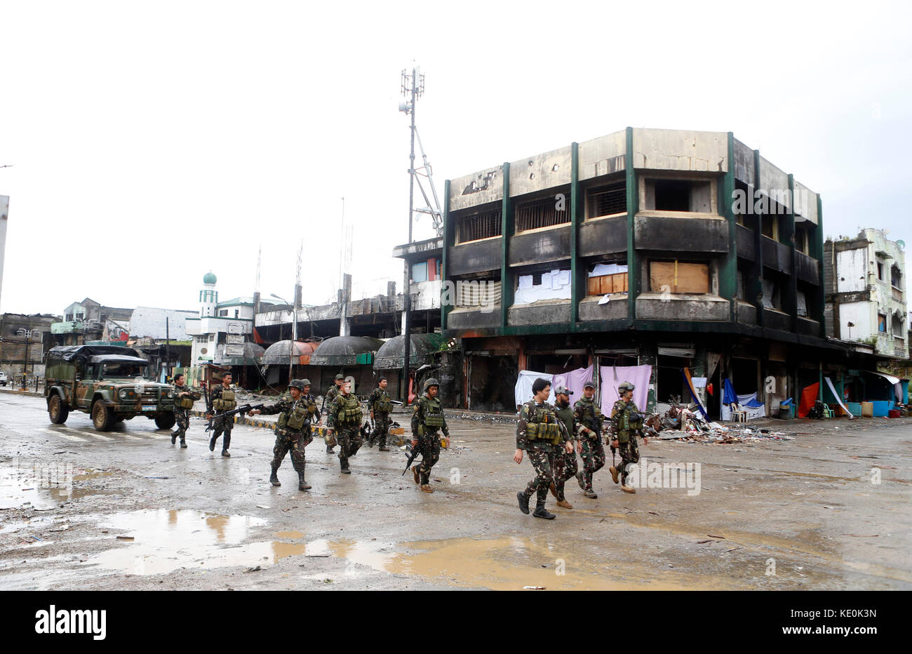 Marawi, The Philippines. 17th Oct, 2017. Members of Armed Forces of the ...