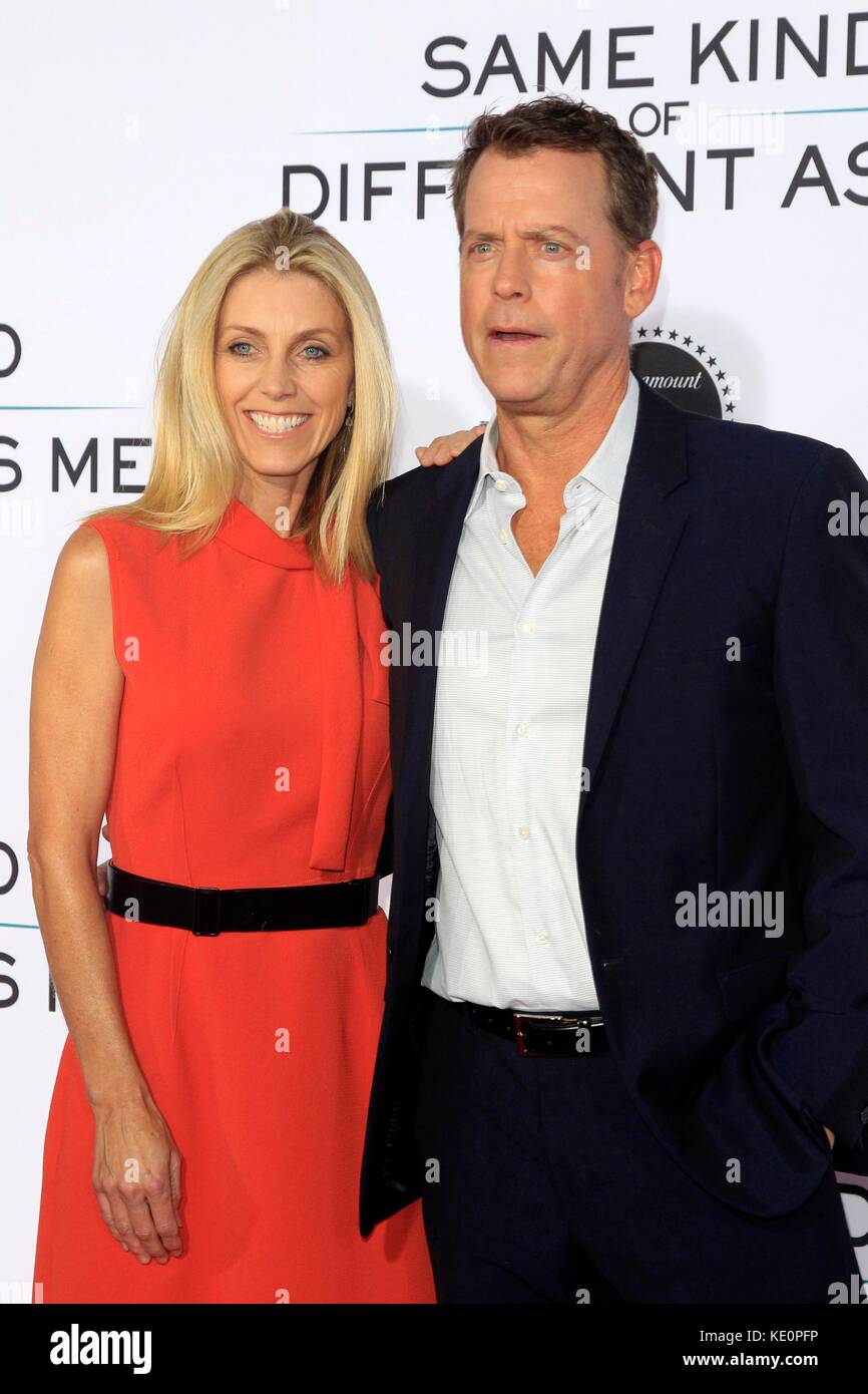 Los Angeles, CA, USA. 12th Oct, 2017. Helen Labdon, Greg Kinnear at ...
