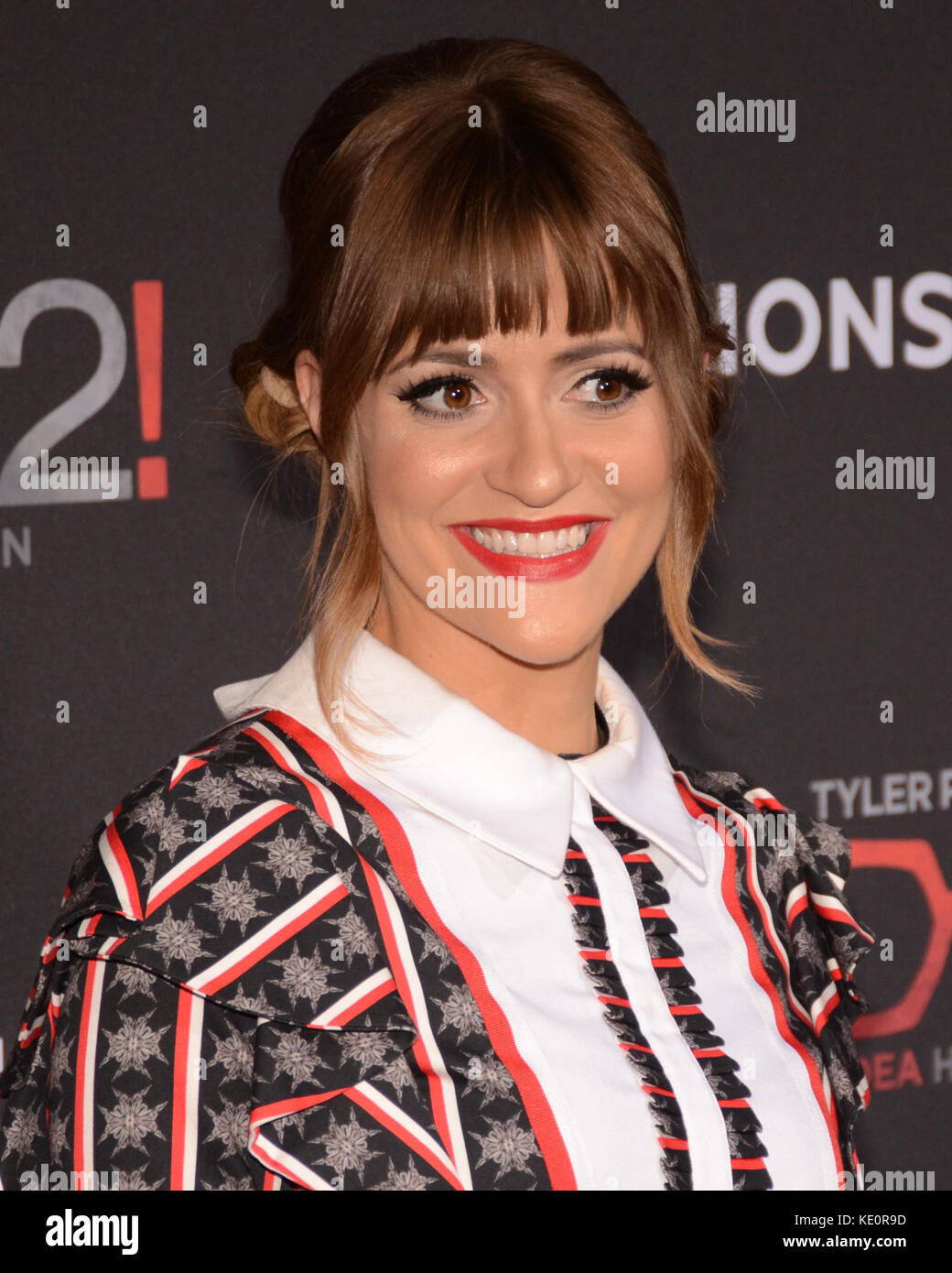 Los Angeles, California, USA. 16th Oct, 2017. BELLSAINT arrives on the ...