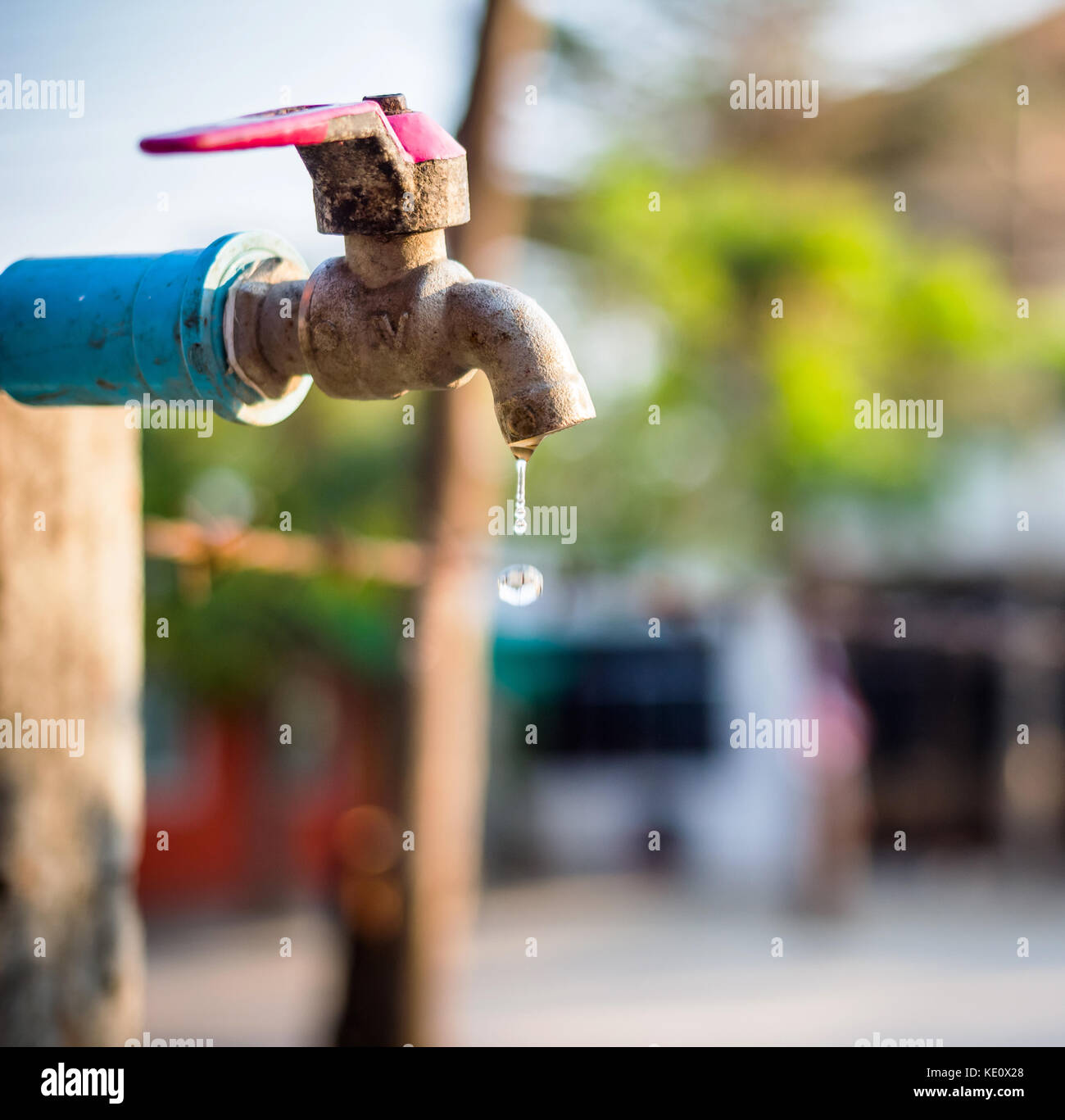 Old garden tap leaking hi-res stock photography and images - Alamy