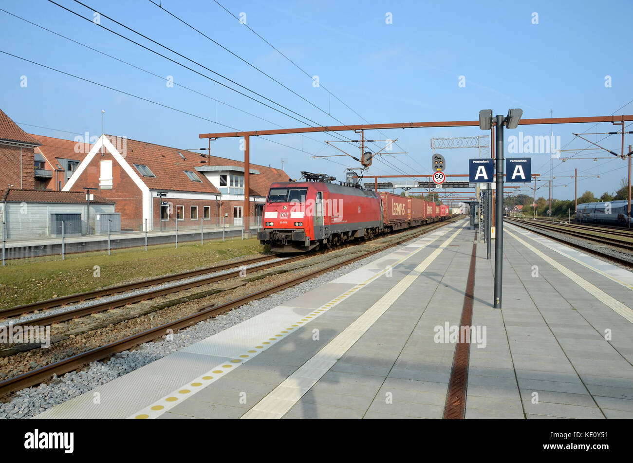 Freight train hi-res stock photography and images - Alamy