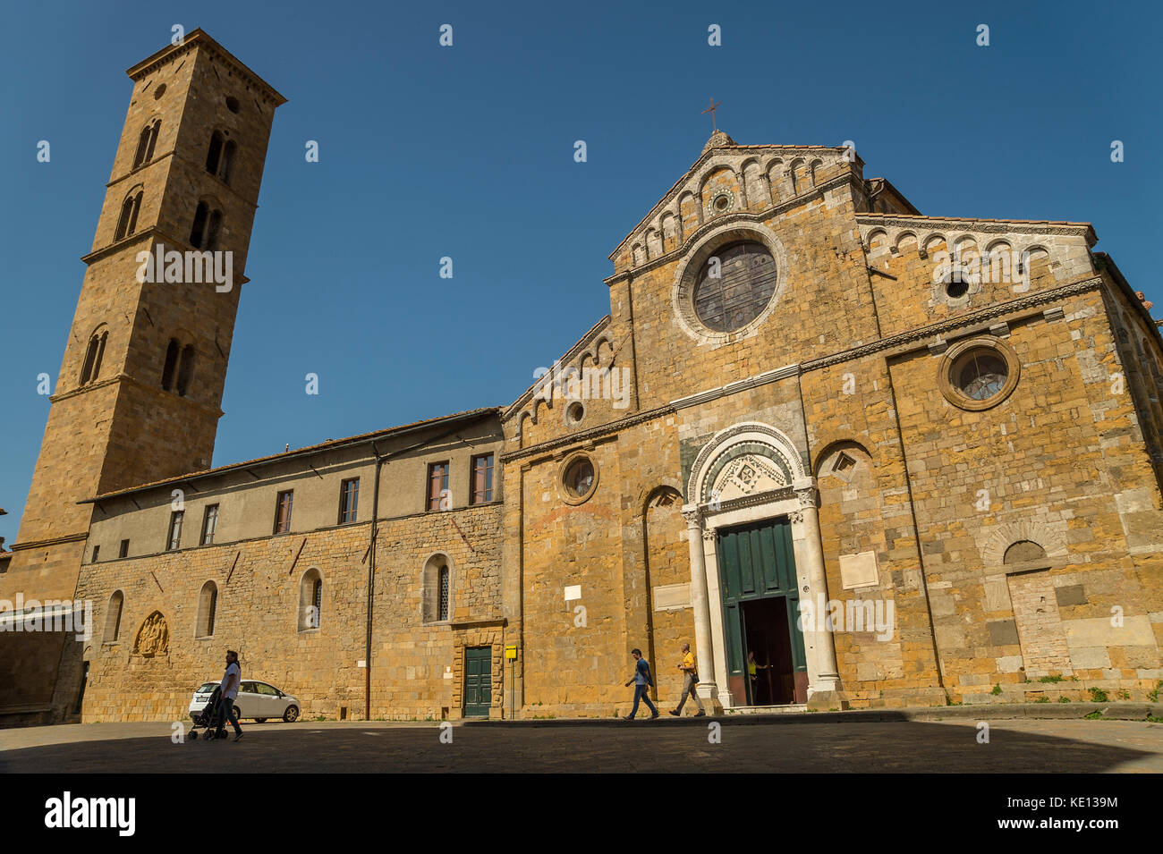 Landscape tuscany fiat hi-res stock photography and images - Alamy