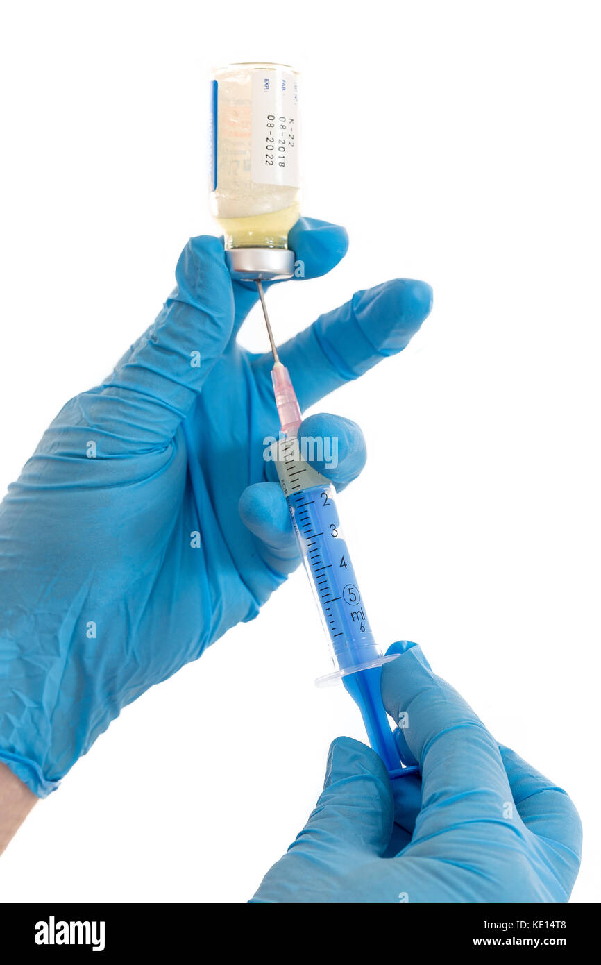 Flask injection medicine hi-res stock photography and images - Alamy