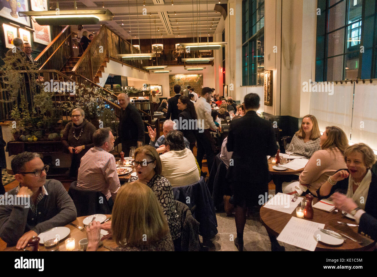 Union Square cafe in Manhattan NYC Stock Photo - Alamy