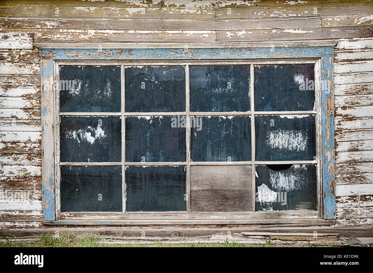 Dirty windows hi-res stock photography and images - Alamy