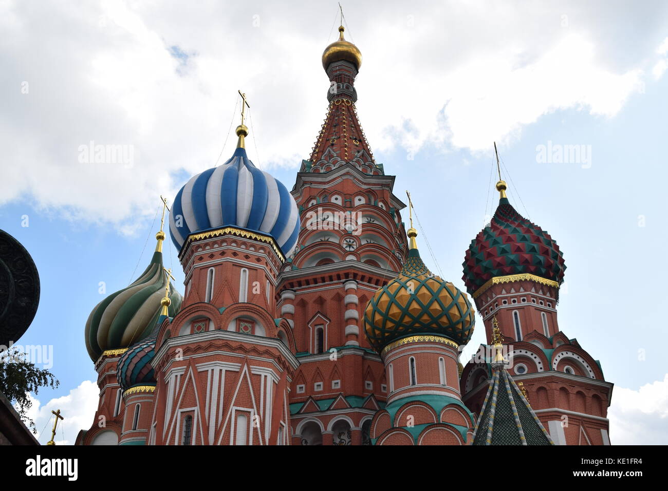 Medieval russian architecture hi-res stock photography and images - Alamy