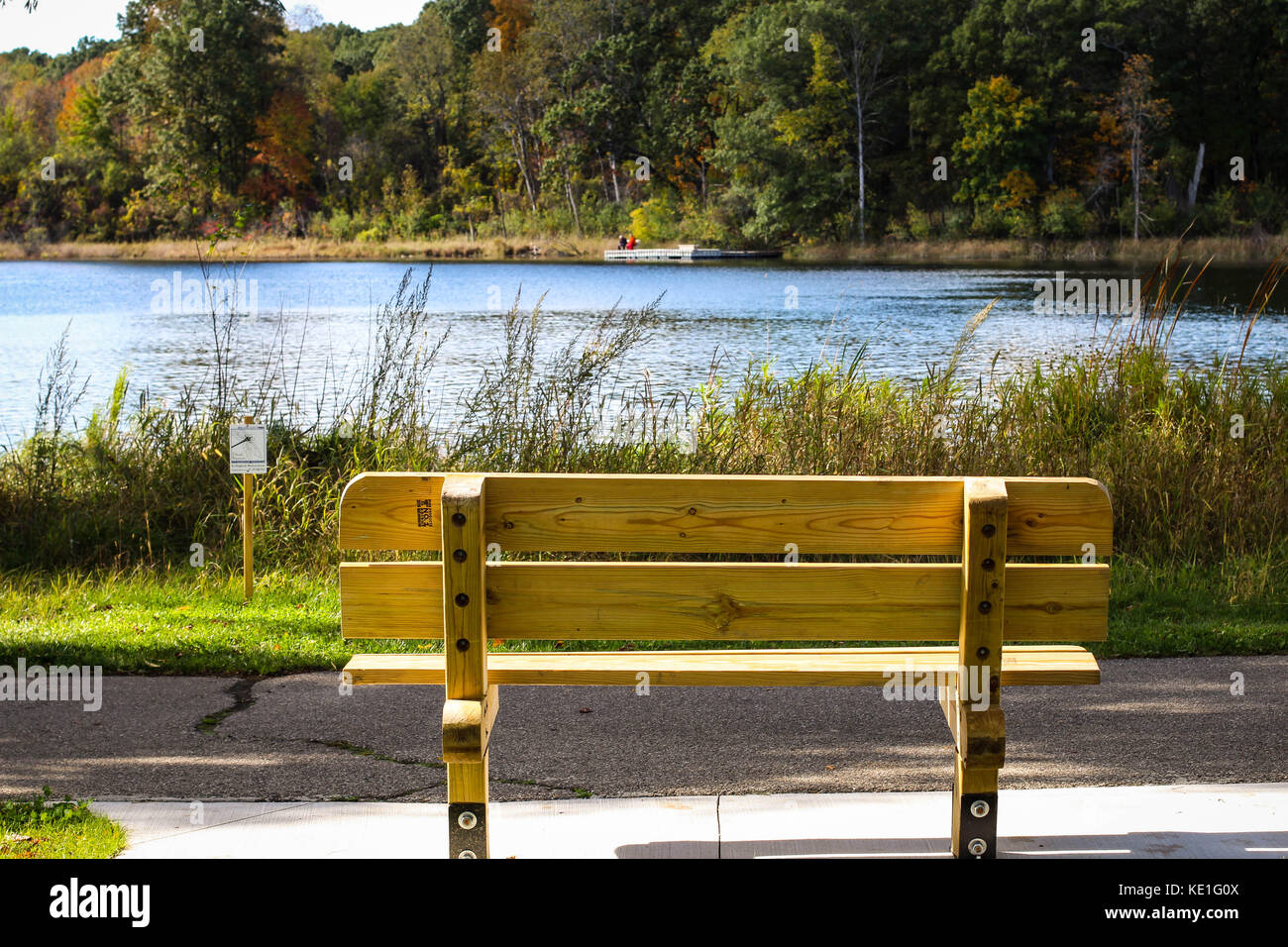 Beautiful park bench hi-res stock photography and images - Alamy
