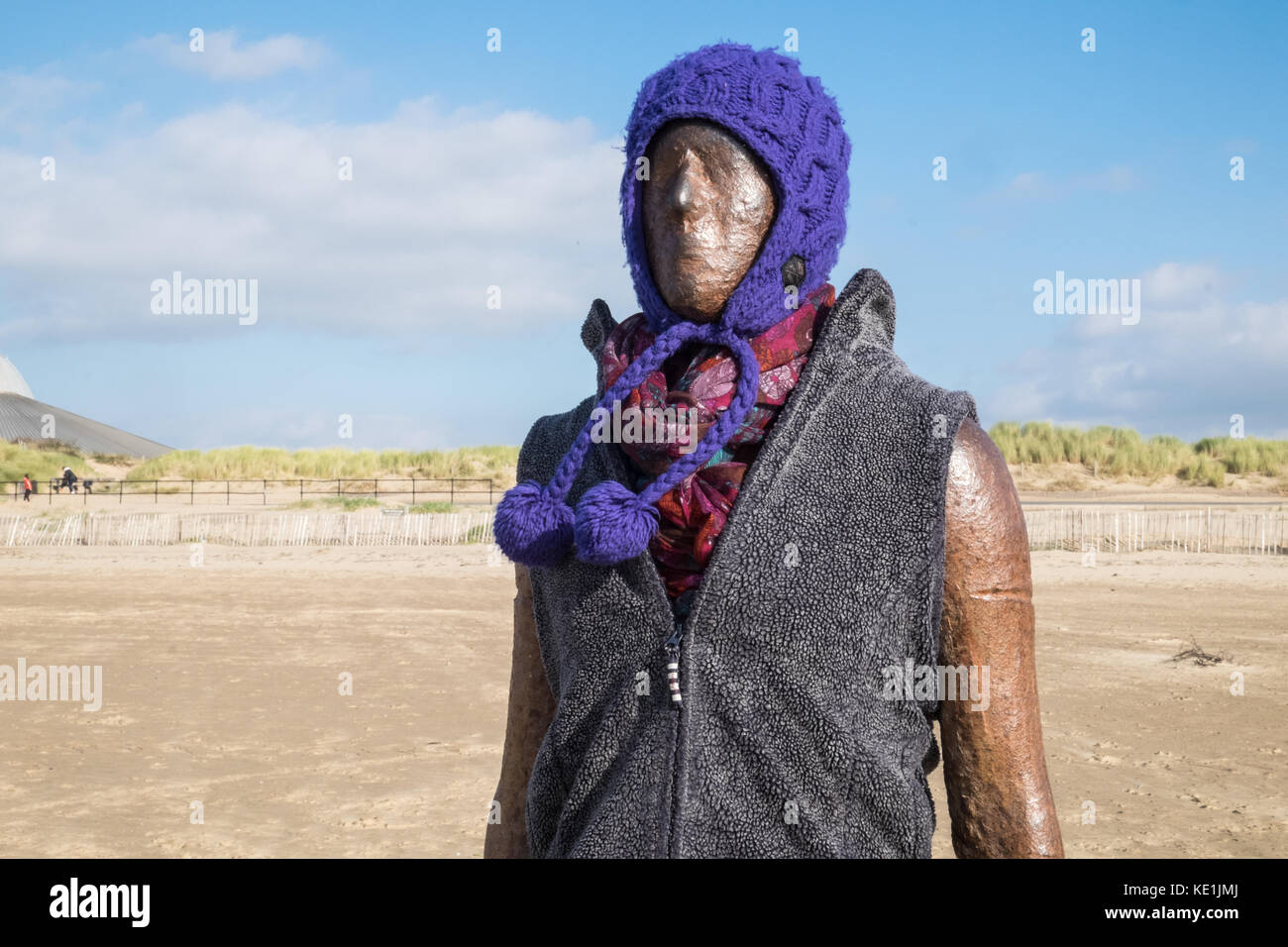 Anthony,Gormley,statues,iron,men,Another Place,art,installation,on ...