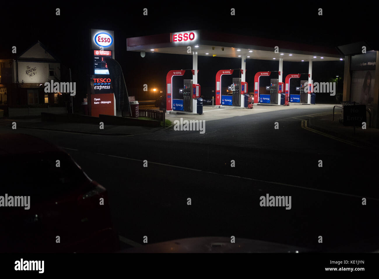 Esso station hi-res stock photography and images - Alamy
