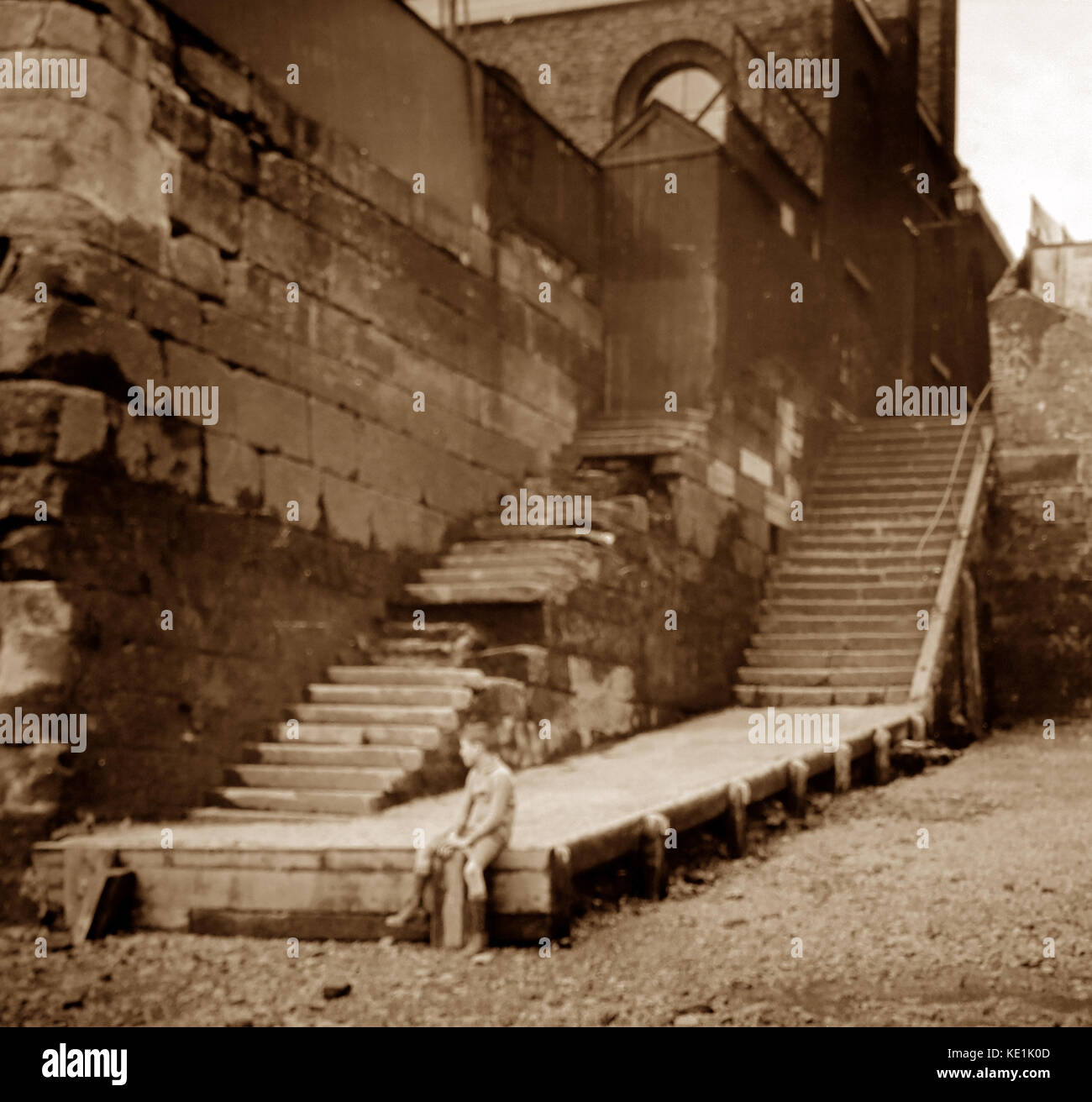 Wapping old stairs hi-res stock photography and images - Alamy