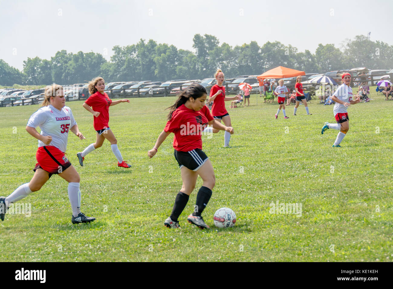 High school girl soccer hi-res stock photography and images - Alamy